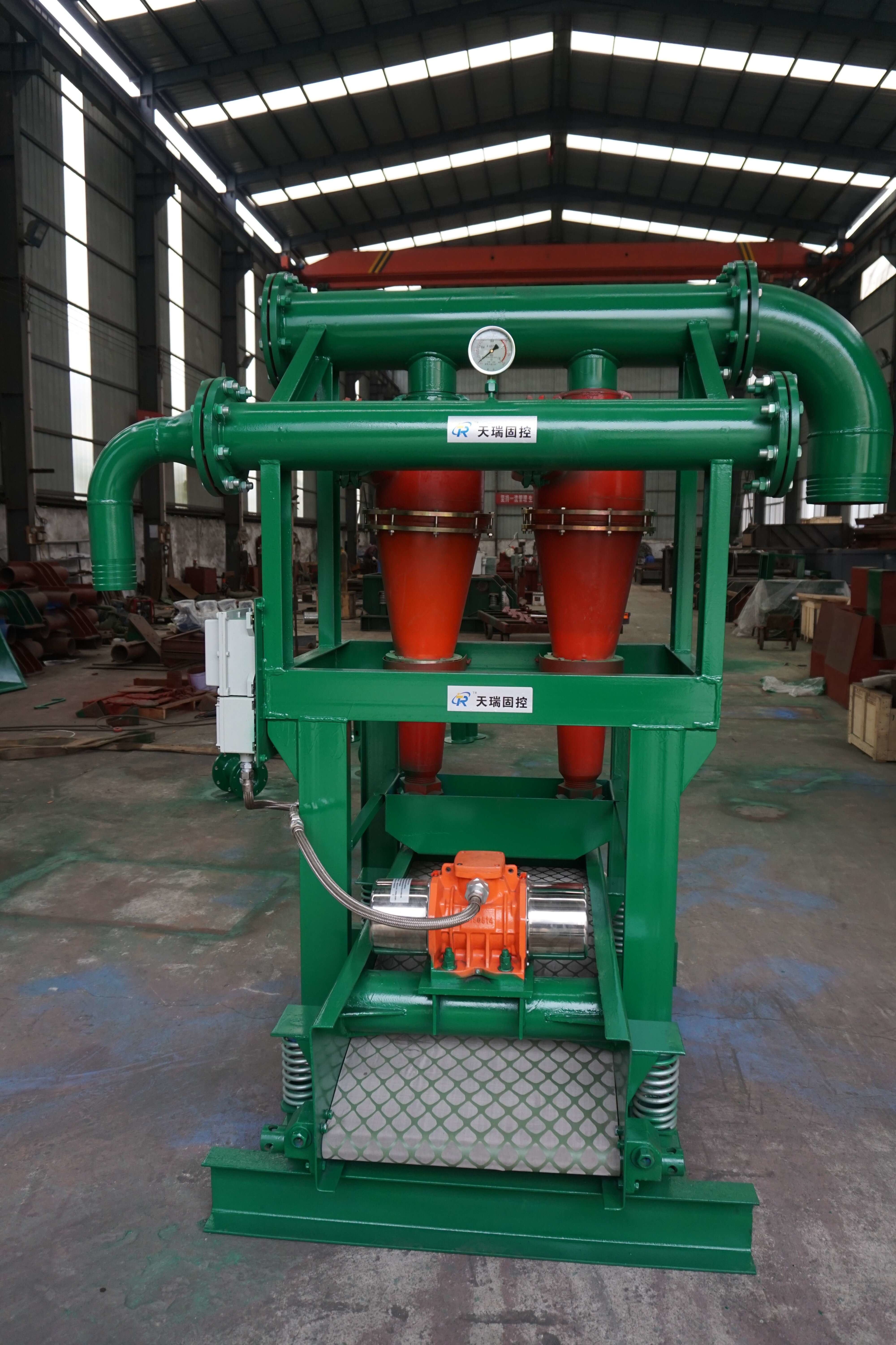 Hydrocyclones Drilling Mud Desander 0.25 - 0.4mpa 3nos 10inch